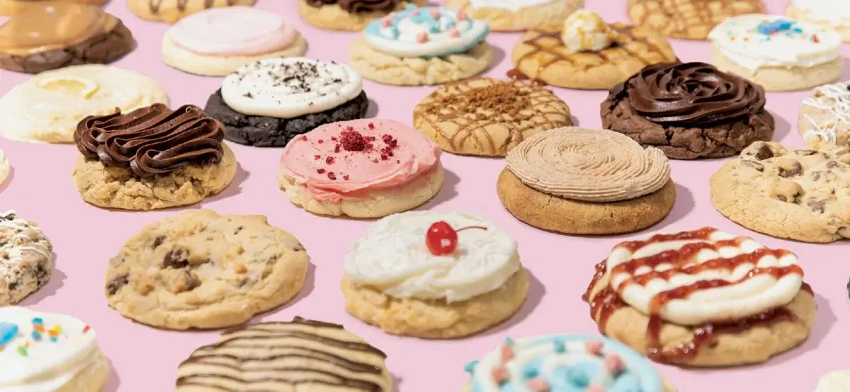 Crumbl Cookie Franchise Costs & Profits (2025): Everything You Need to Know